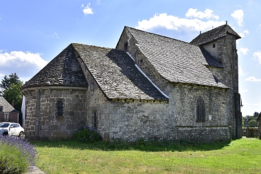 Le Vigean - Église Saint-Laurent (69 photos) Auvergne romane
