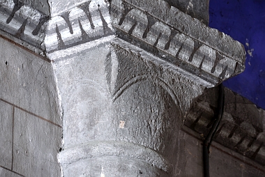 Le Vigean - Église Saint-Laurent (69 photos) Auvergne romane