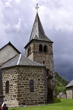 Saint-Amandin - Église Saint-Étienne (83 photos) Auvergne romane