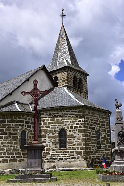 Saint-Amandin - Église Saint-Étienne (83 photos) Auvergne romane